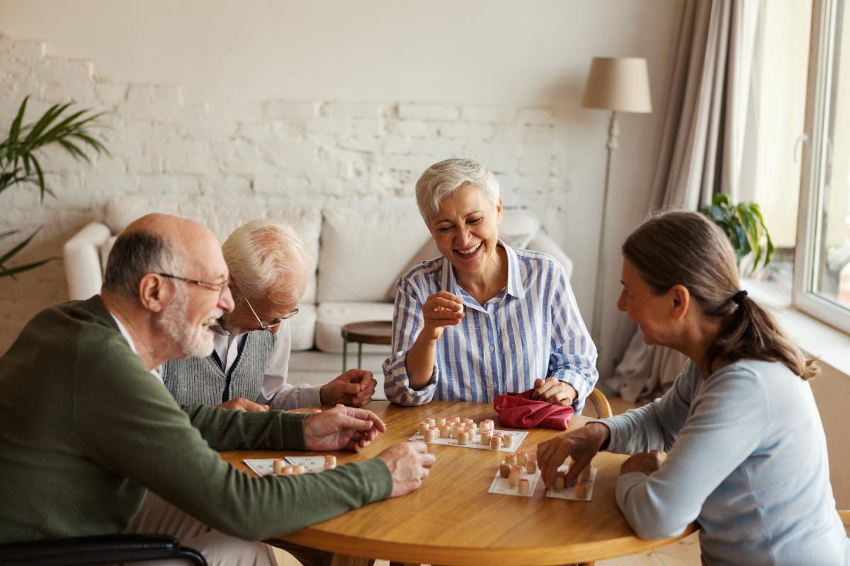5 Benefits of Social Activities for Senior Citizens | Group Outings